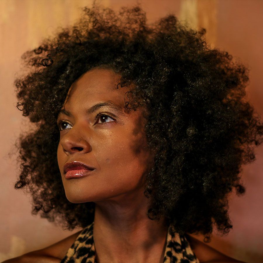 Allison Russell Talks About Her Juno-Nominated Debut Album 'Outside ...
