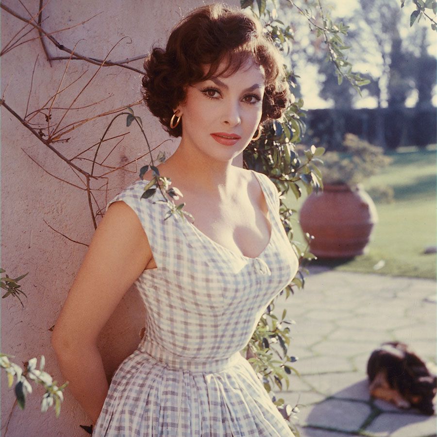 Gina Lollobrigida, Post-Second World War Italian Film Actress, Dies at ...
