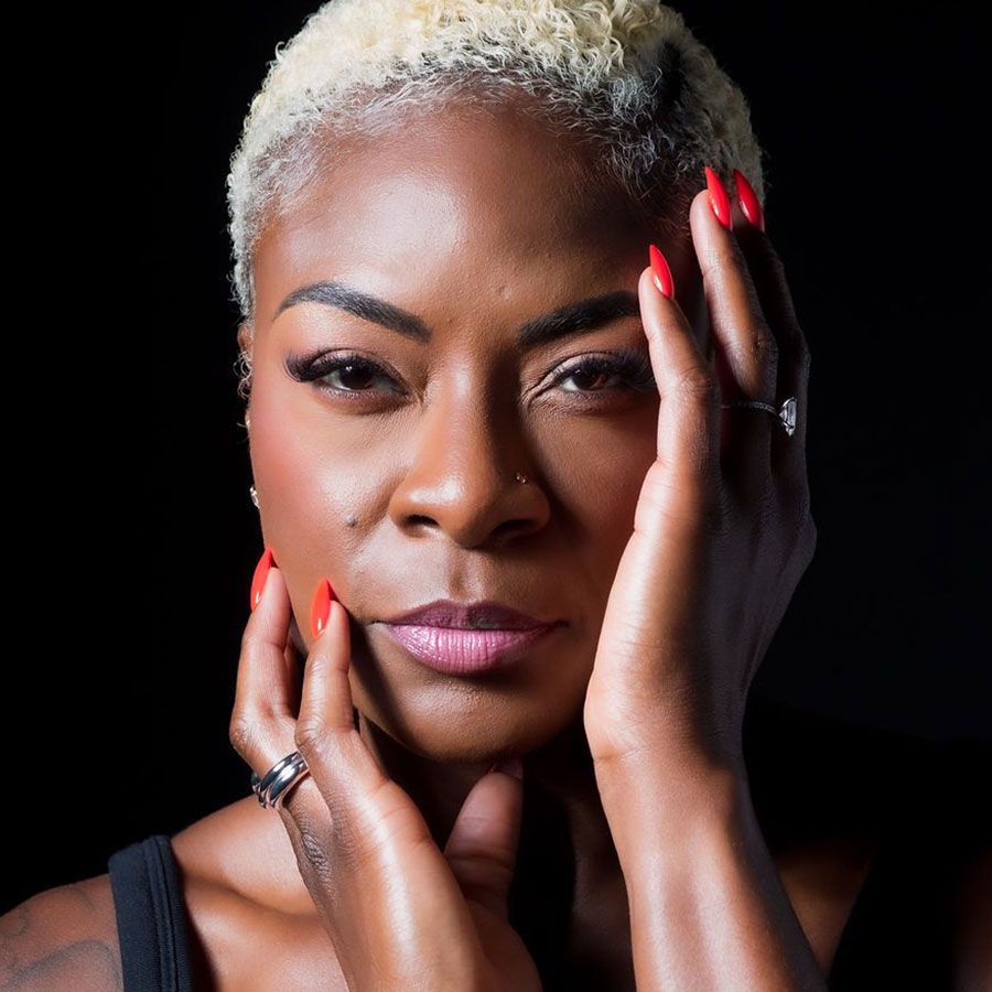 Jully Black, Canada’s Queen of R&B, Talks Her National Tour, Honouring ...