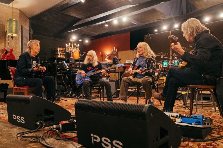 Spinal Tap, a.k.a. England’s Loudest Band, Take Their Bickering to 11 ...