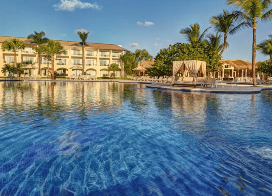 5 Family-friendly Resorts in Cancun for an Easy All-inclusive Getaway ...